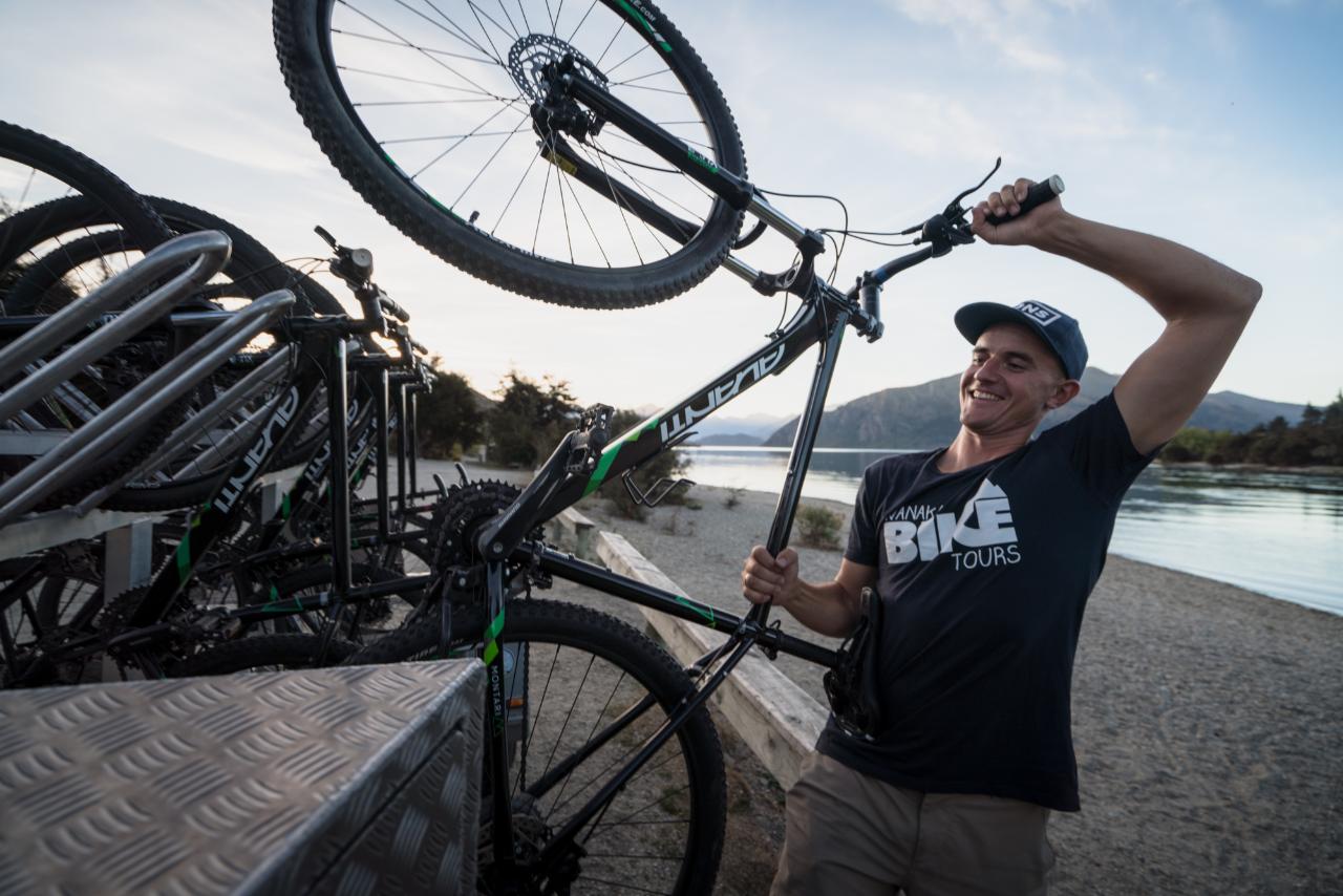 Ride the family-friendly Lake Hawea To Lake Wanaka river trail
