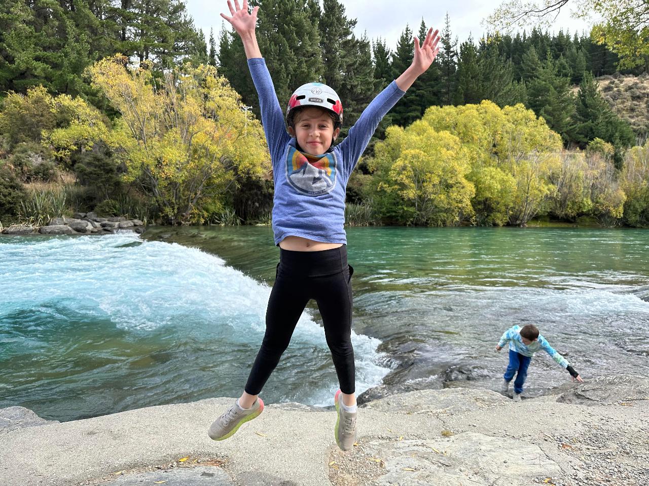 Ride the family-friendly Lake Hawea To Lake Wanaka river trail