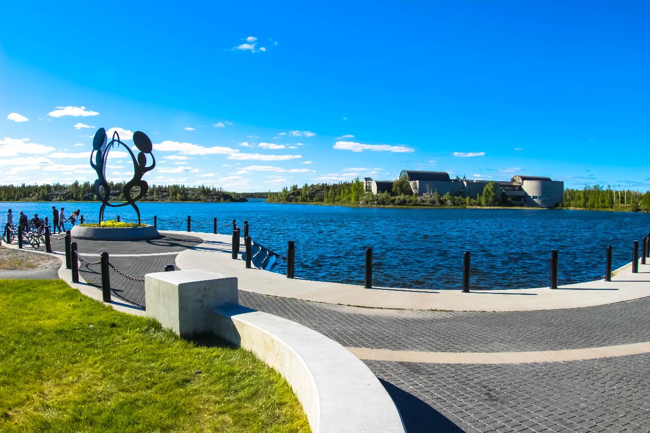 4 Days 3 Nights Nova Inn Hotel Yellowknife Winter Aurora Package ...