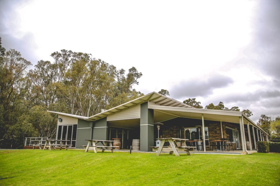 Wharf to Winery Cruise Echuca