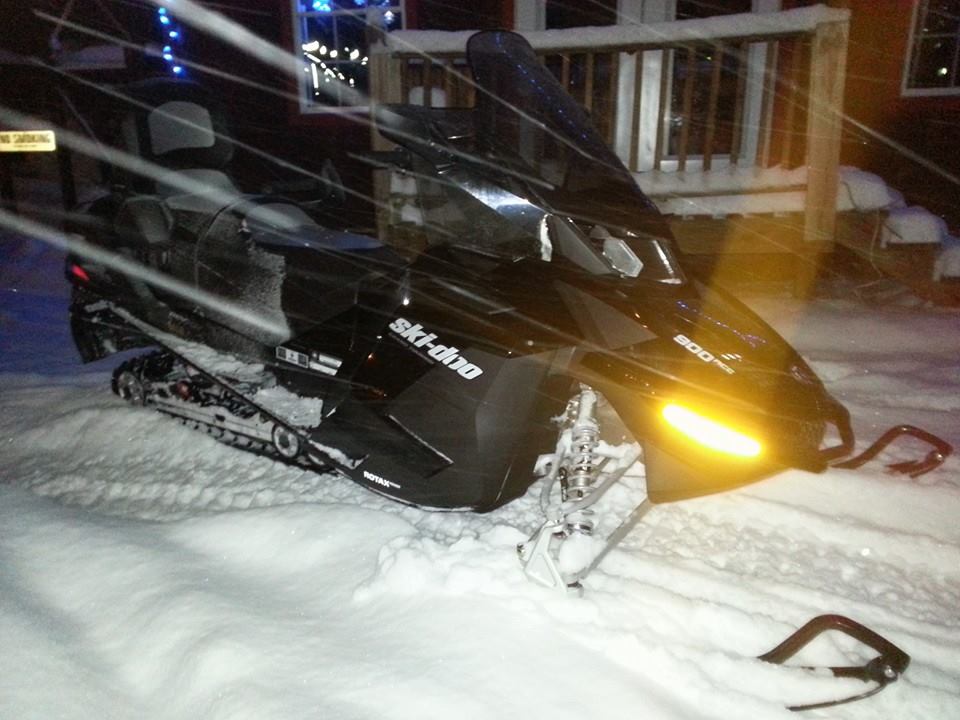 White Mountain Expedition Tour (Single Rider Snowmobile / Guided ...