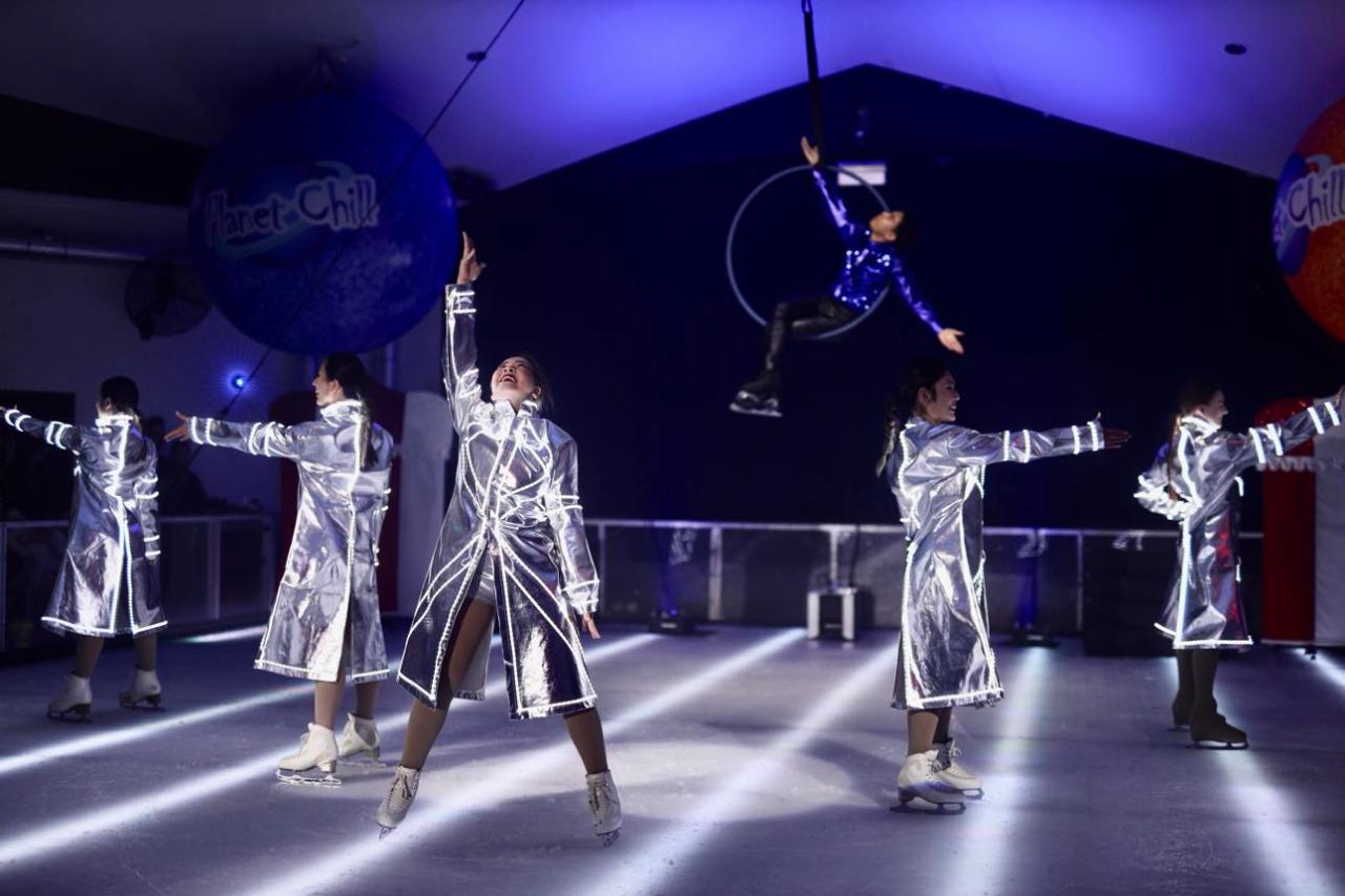 "Welcome to Parad-Ice" - The Variety Ice Skating Show - Paradise Resort ...