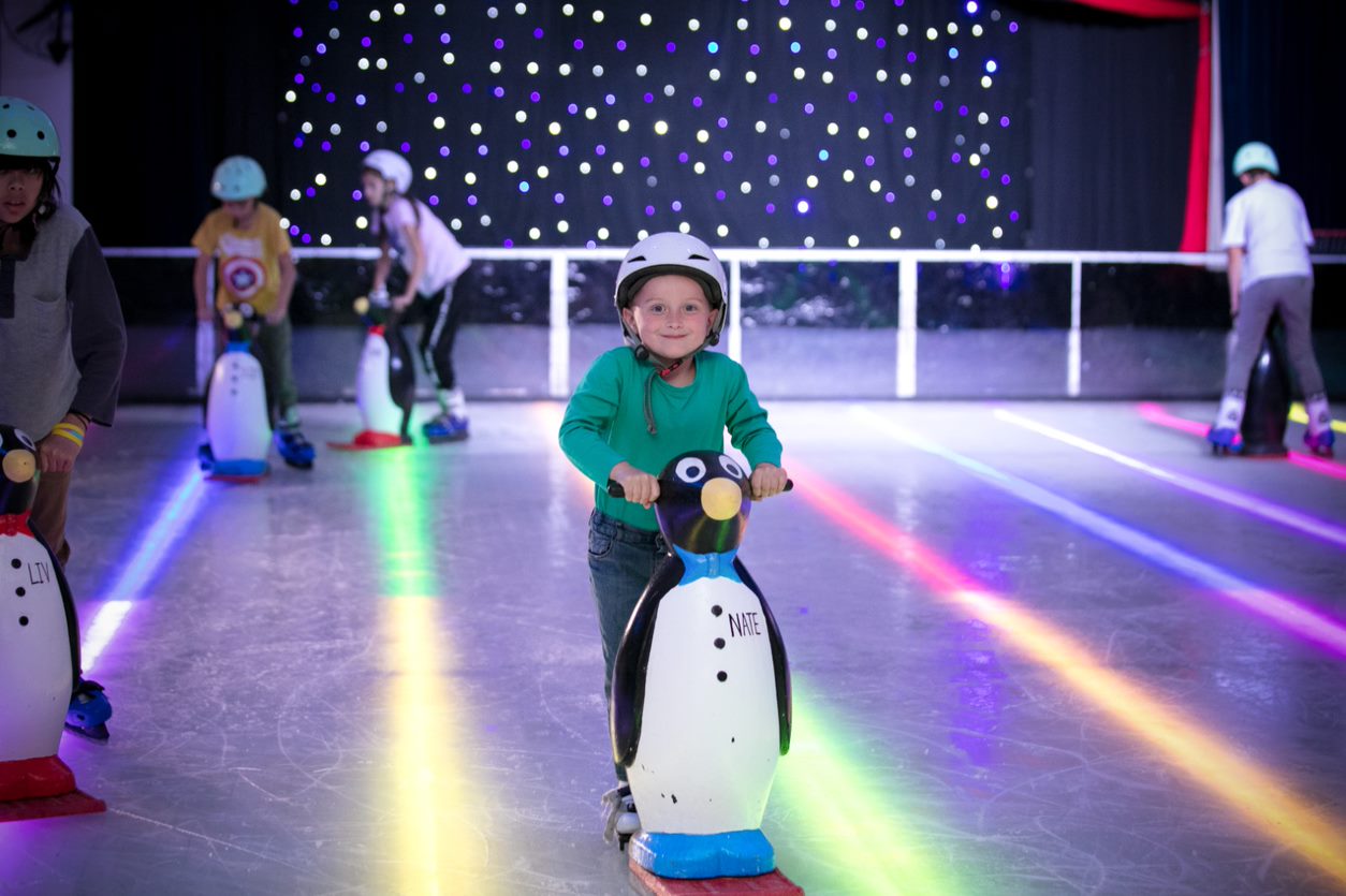Learn to Skate - Ice-Skating in Planet Chill ($) - Turers - Australia