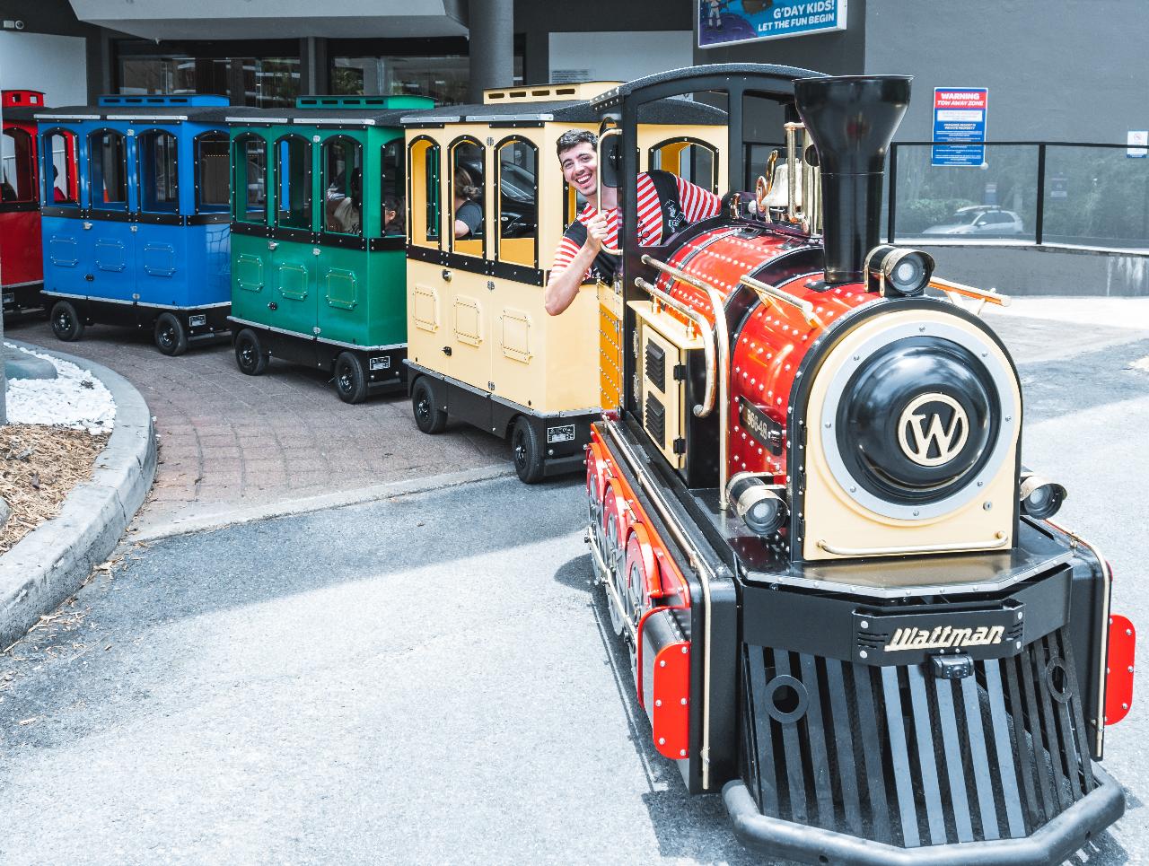 Dusty's Safari Train Ride ($) - Paradise Resort Gold Coast Reservations