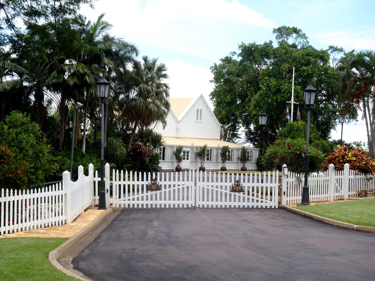 The Darwin History and Wartime Experience - Darwin City Sights Tour ...