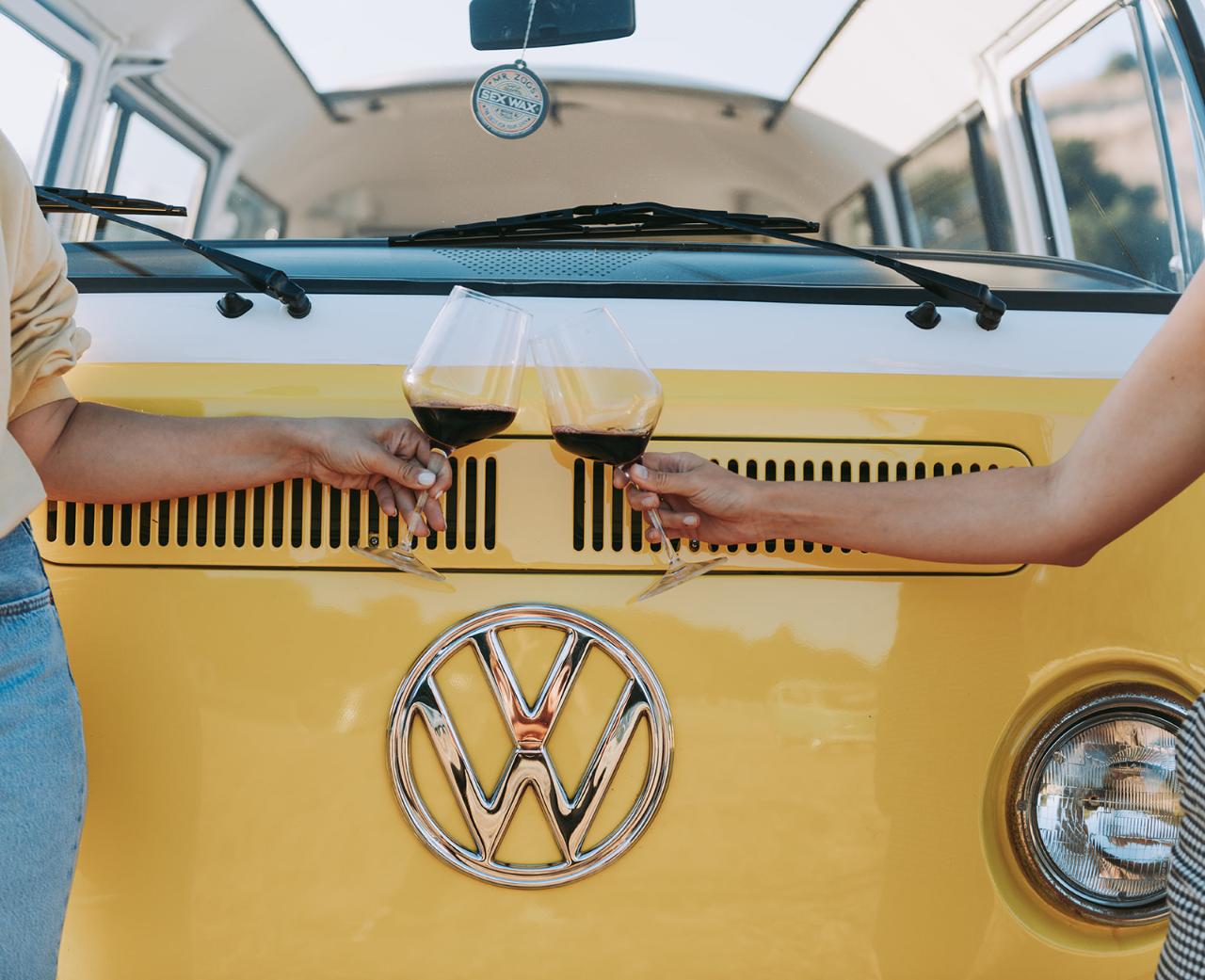 Vintage VW Bus Wine Tour - Malibu Wine Tours Reservations