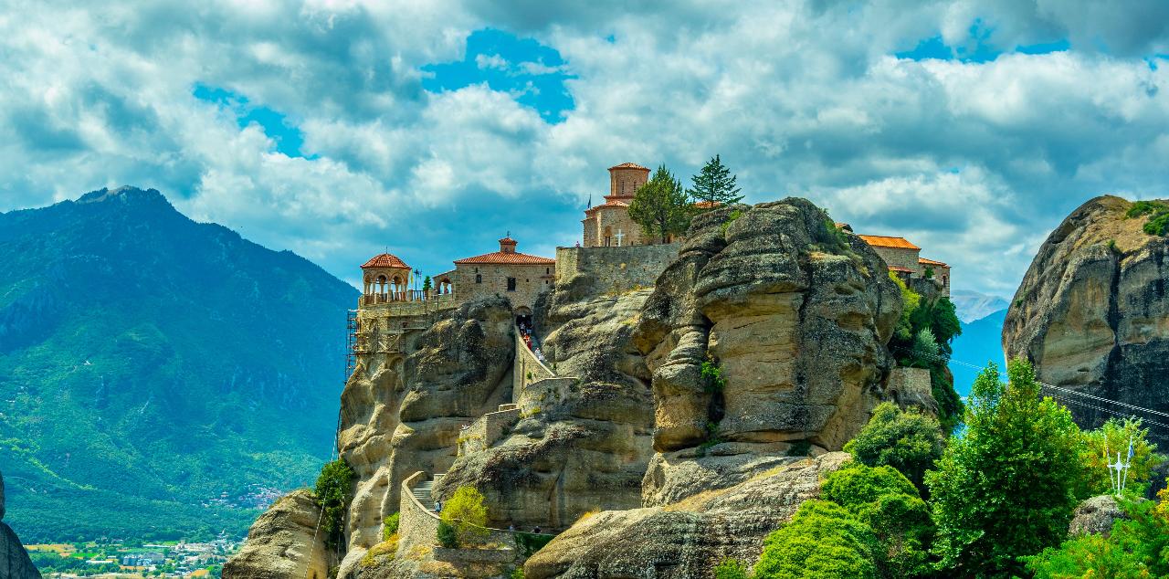 Highlights of Meteora Tour and Surrounds - GHT TOURS - CATTaxi Reservations