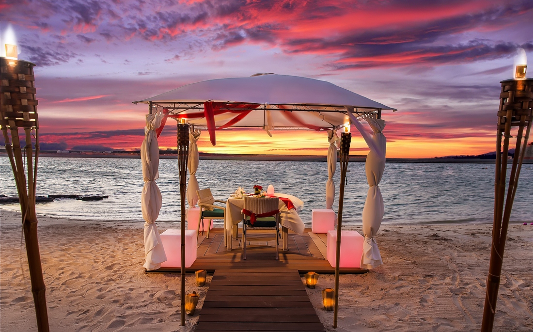 Romantic Beach Dinner Abu Dhabi – 4 Course Set Menu - My Abu Dhabi ...