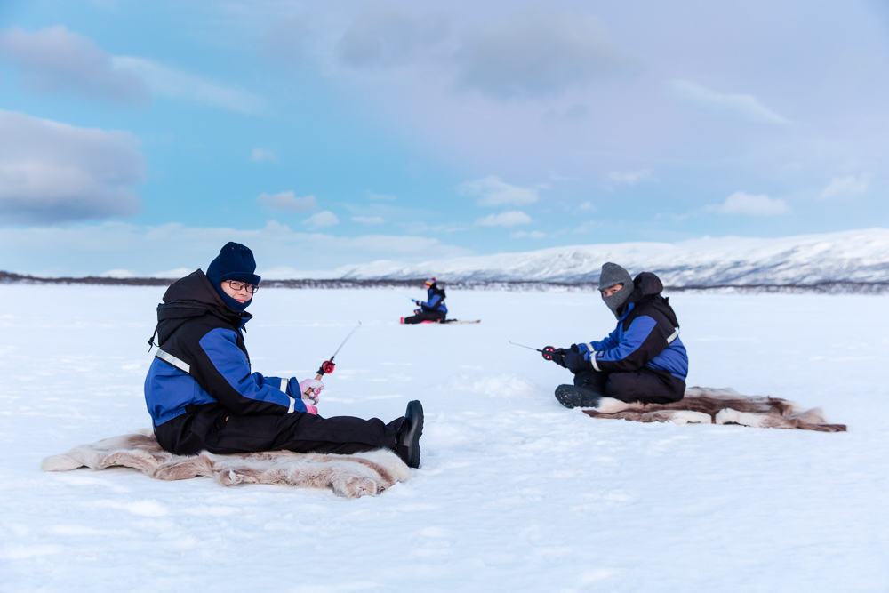 Arctic Ice Fishing - Lights Over Lapland Reservations