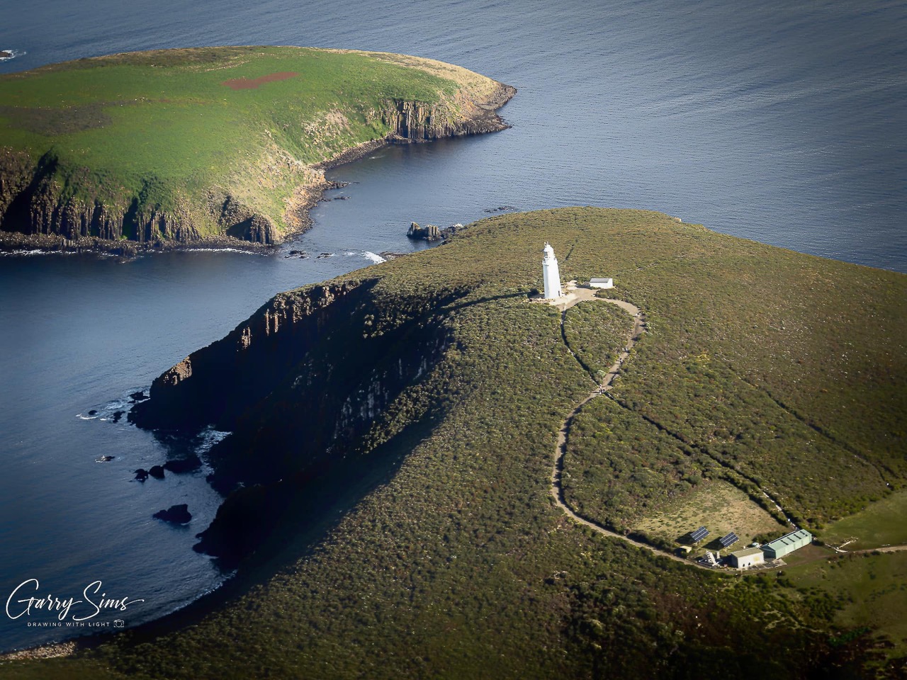 Bruny Island Foods, Sightseeing and Lighthouse Tours Bruny Island Foods, Sightseeing and Lighthouse Tours