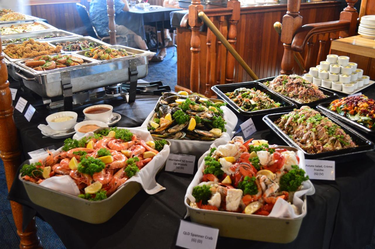 Seafood Sunday Ultimate River Cruise + Dinner - Kookaburra River Queens ...