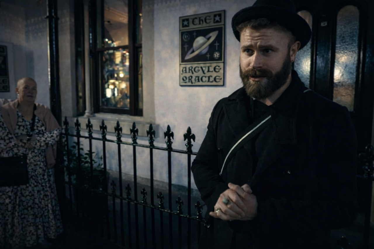 SYDNEY : Ghosts, Grog & The Rocks: Haunted Pubs & Cellar Tour - Lantern ...