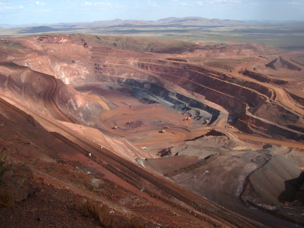 Rio Tinto Iron Ore Mine Site Tour - Visit Ashburton - Tom Price Visitor ...
