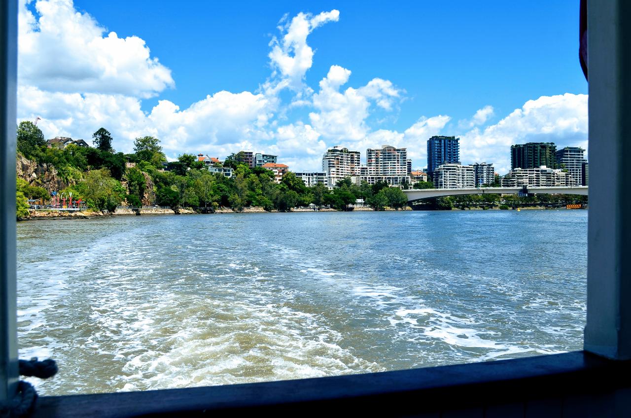 3.5hr CRUISE TO LUNCH PACKAGE 10.30am - River City Cruises Reservations