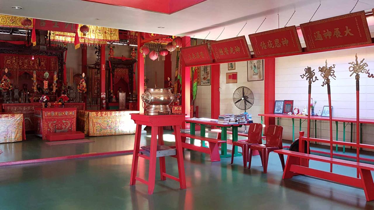 Hidden Secrets of Darwin Walk - Turers - Australia