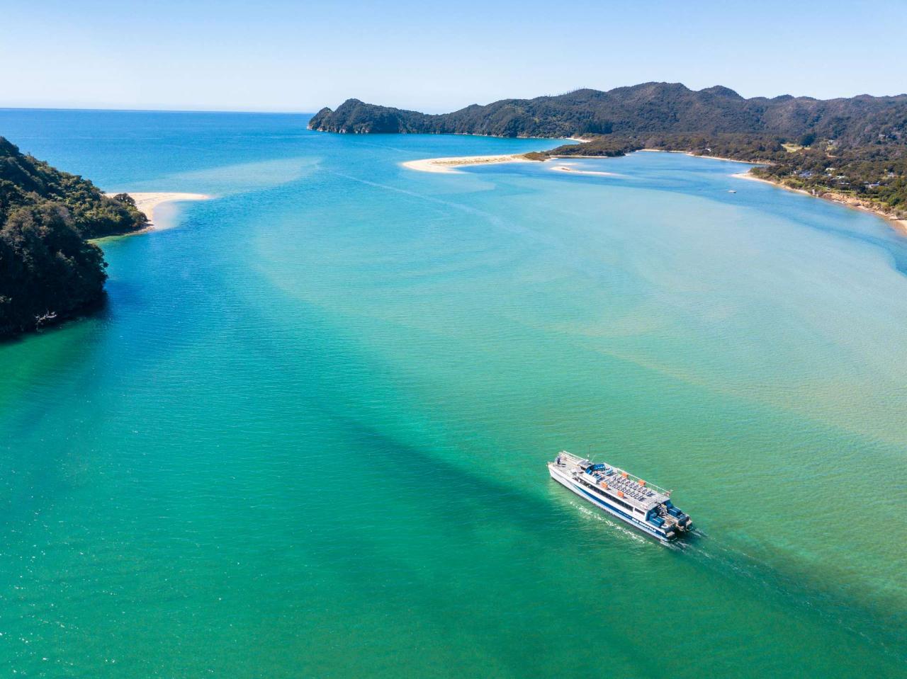 Discoverer Day Option A: Astrolabe Beaches and Bays - Abel Tasman Sea ...