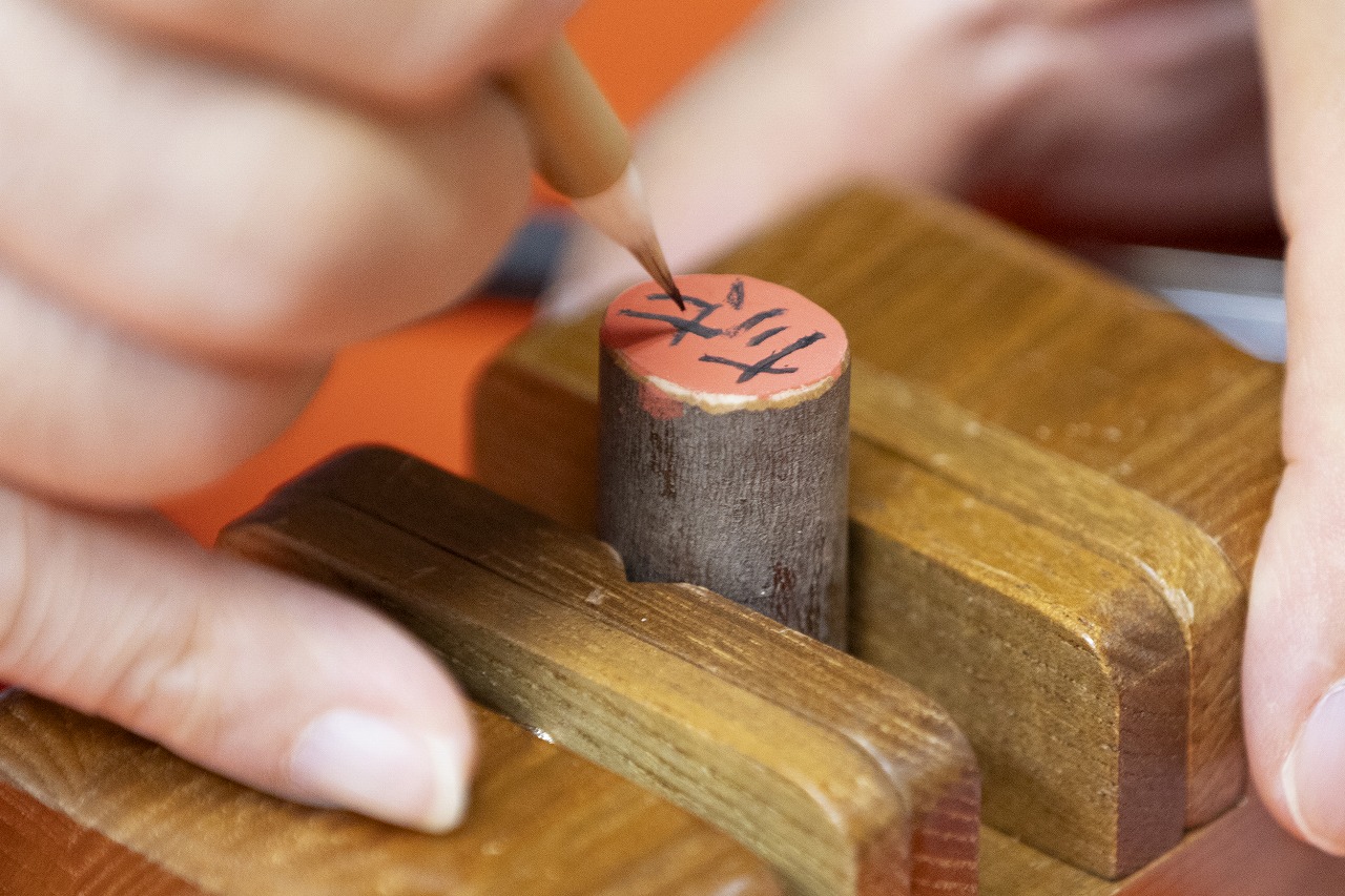 Exploring the Allure of Japan's Hanko Culture: Crafting Hand-Carved ...