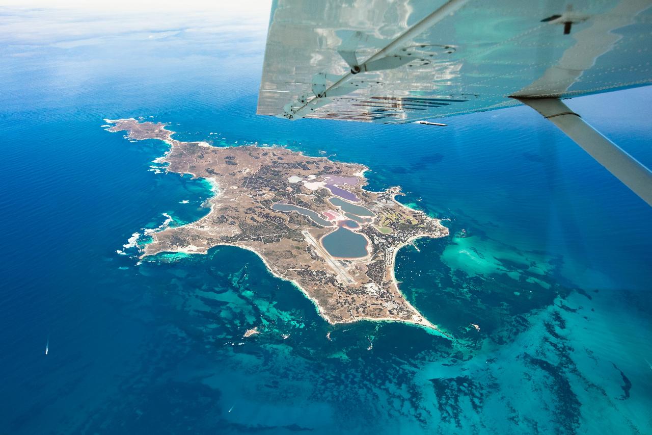 10,000ft Rottnest Island Tandem Skydive - Geronimo Rottnest Reservations