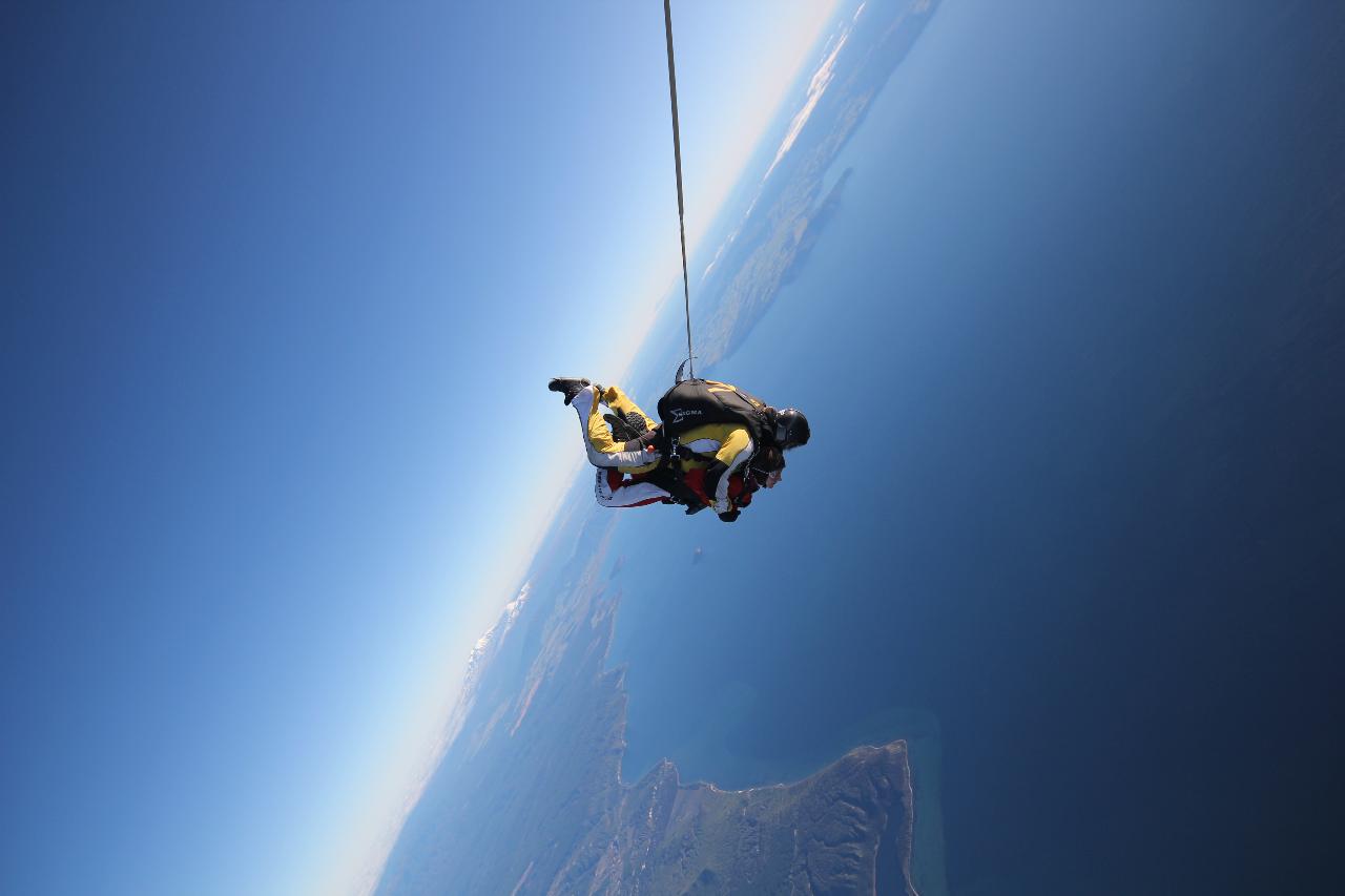 12,000 ft tandem skydive in Taupo
