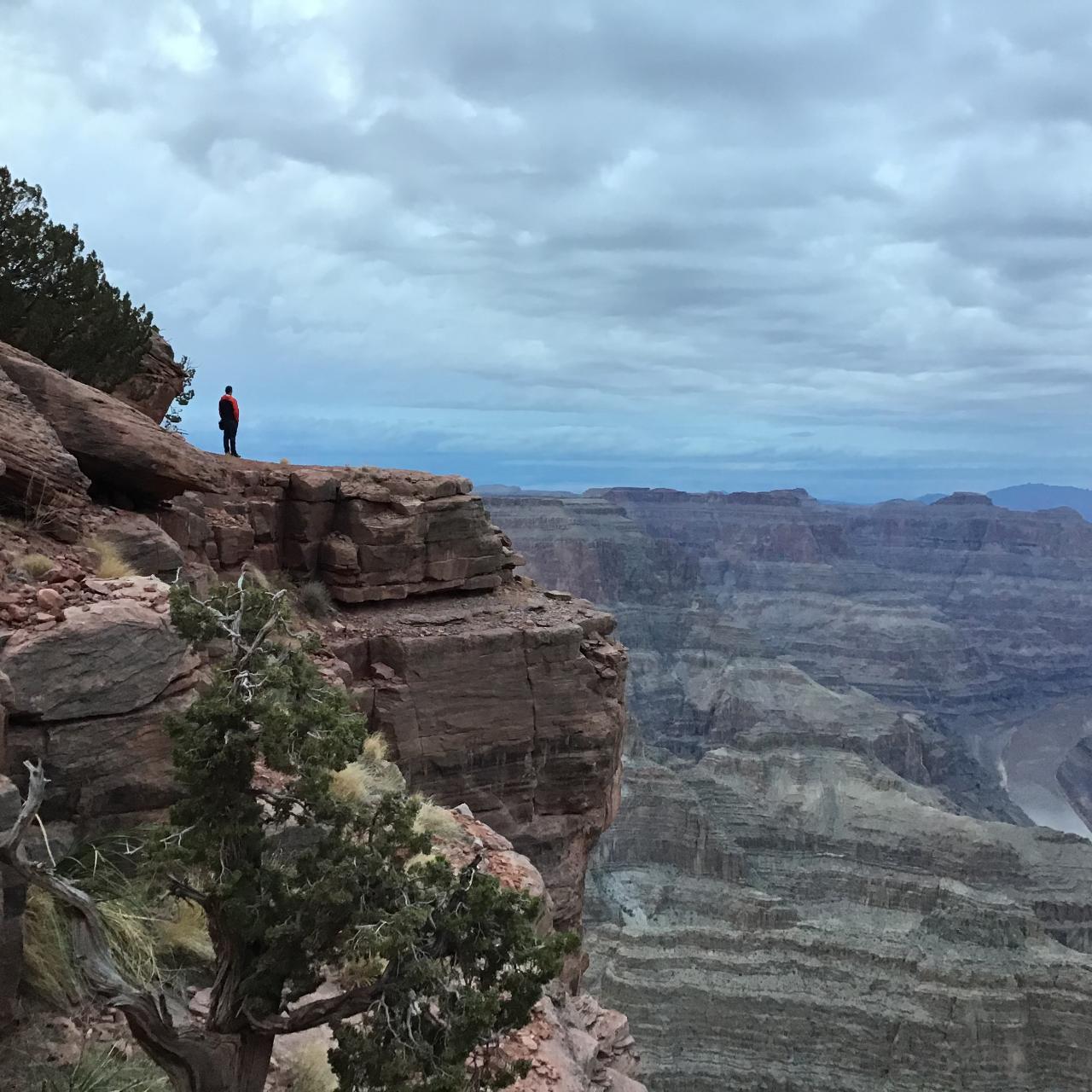 One-way Shuttle: Las Vegas to Grand Canyon West - National Park Express ...