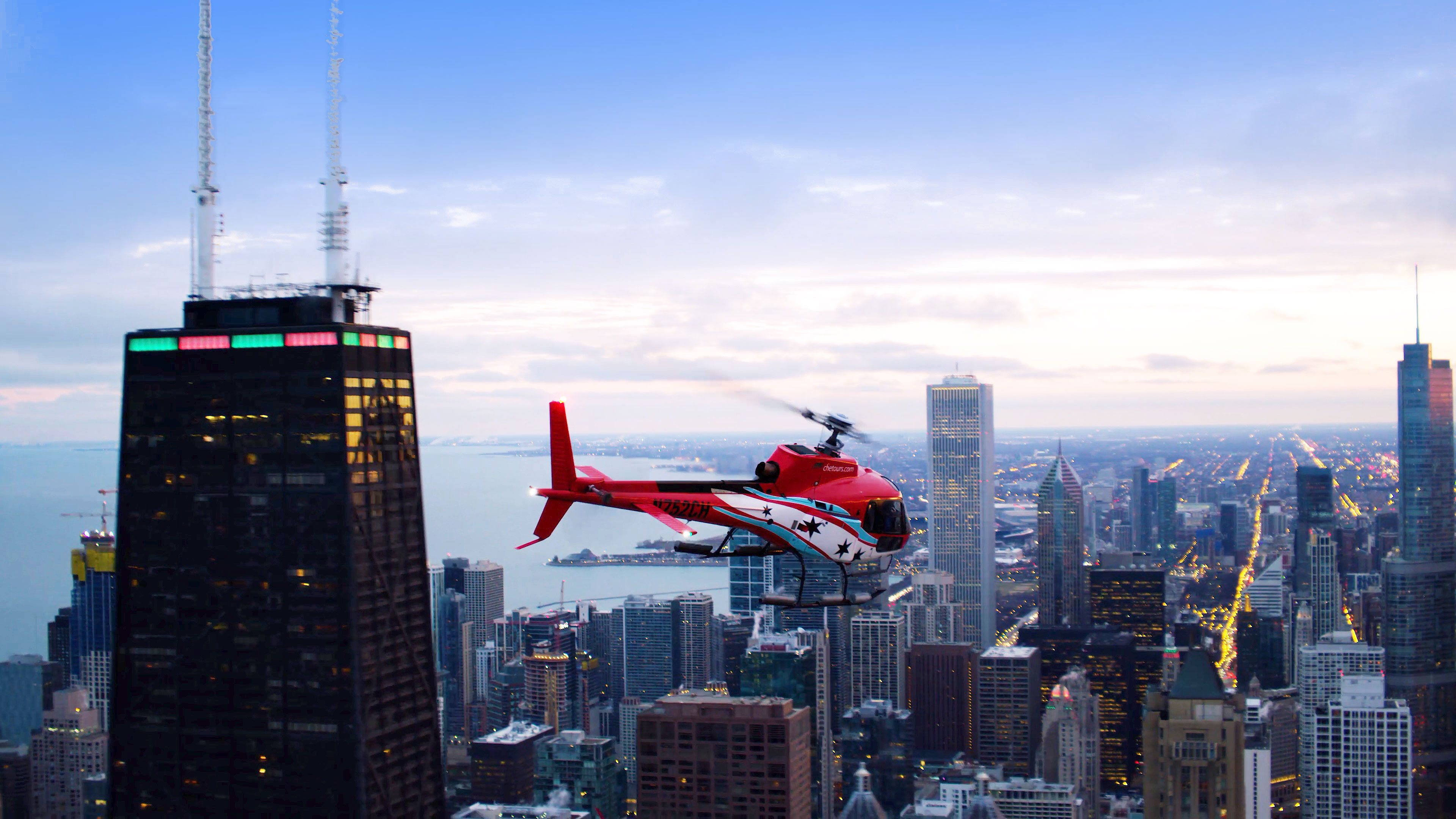 360 Chicago Observatory & Chicago Helicopter Experience Skyline Tour ...