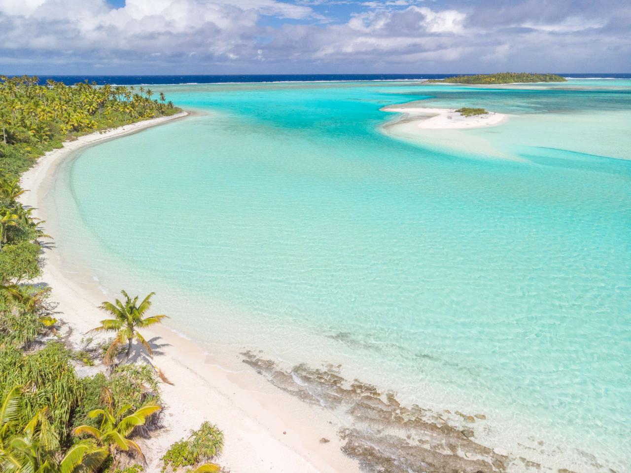 Aitutaki Day Explorer - Air Rarotonga Reservations