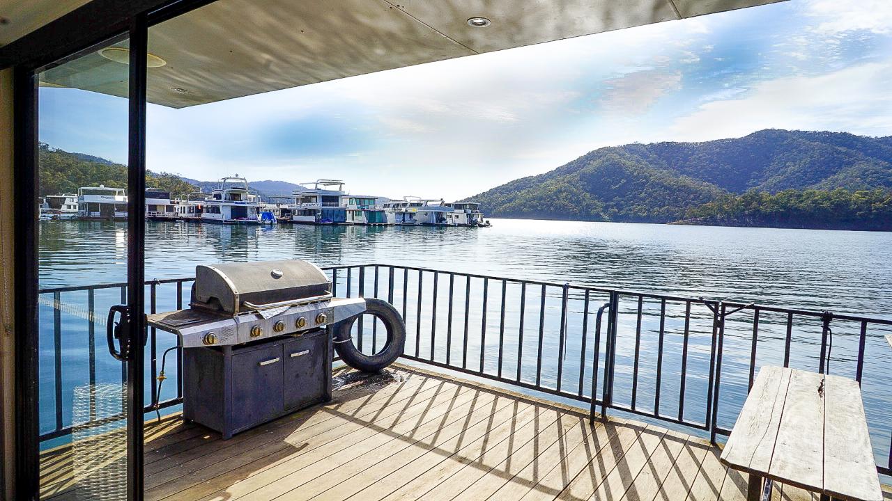 Howqua Boatel - Jerusalem Creek Marina & Holiday Park Reservations