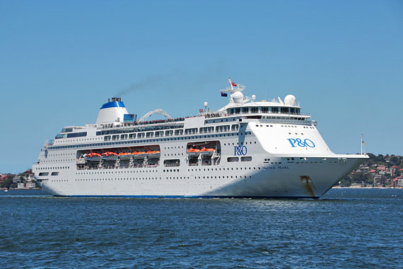 P&O 5 Ships Fireworks Dinner Cruise MV Ocean Blue - Sydney Princess ...