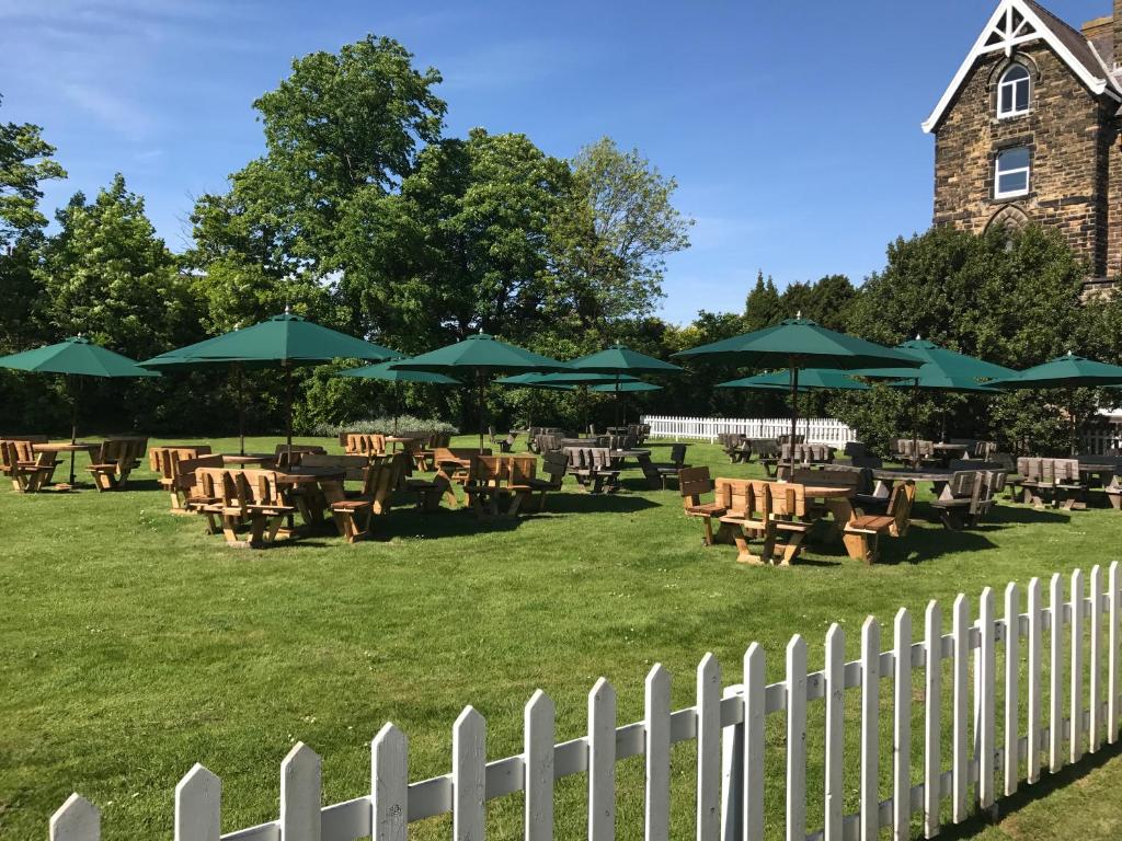 Harrogate & Yorkshire Delights - Mon 25th July 2022 - Highcliffe Coach ...