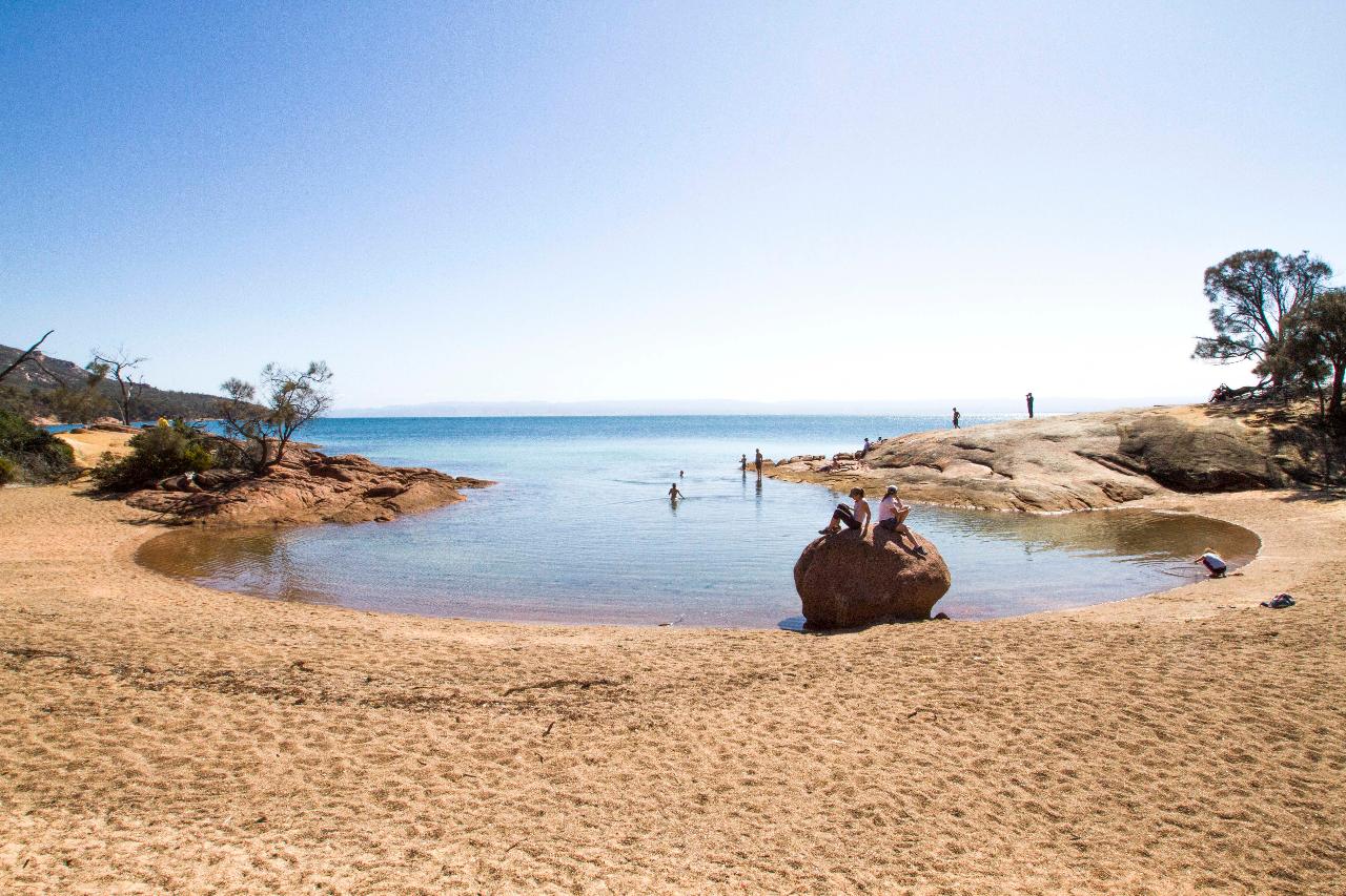 Discover Wineglass Bay & Freycinet National Park Day Tour