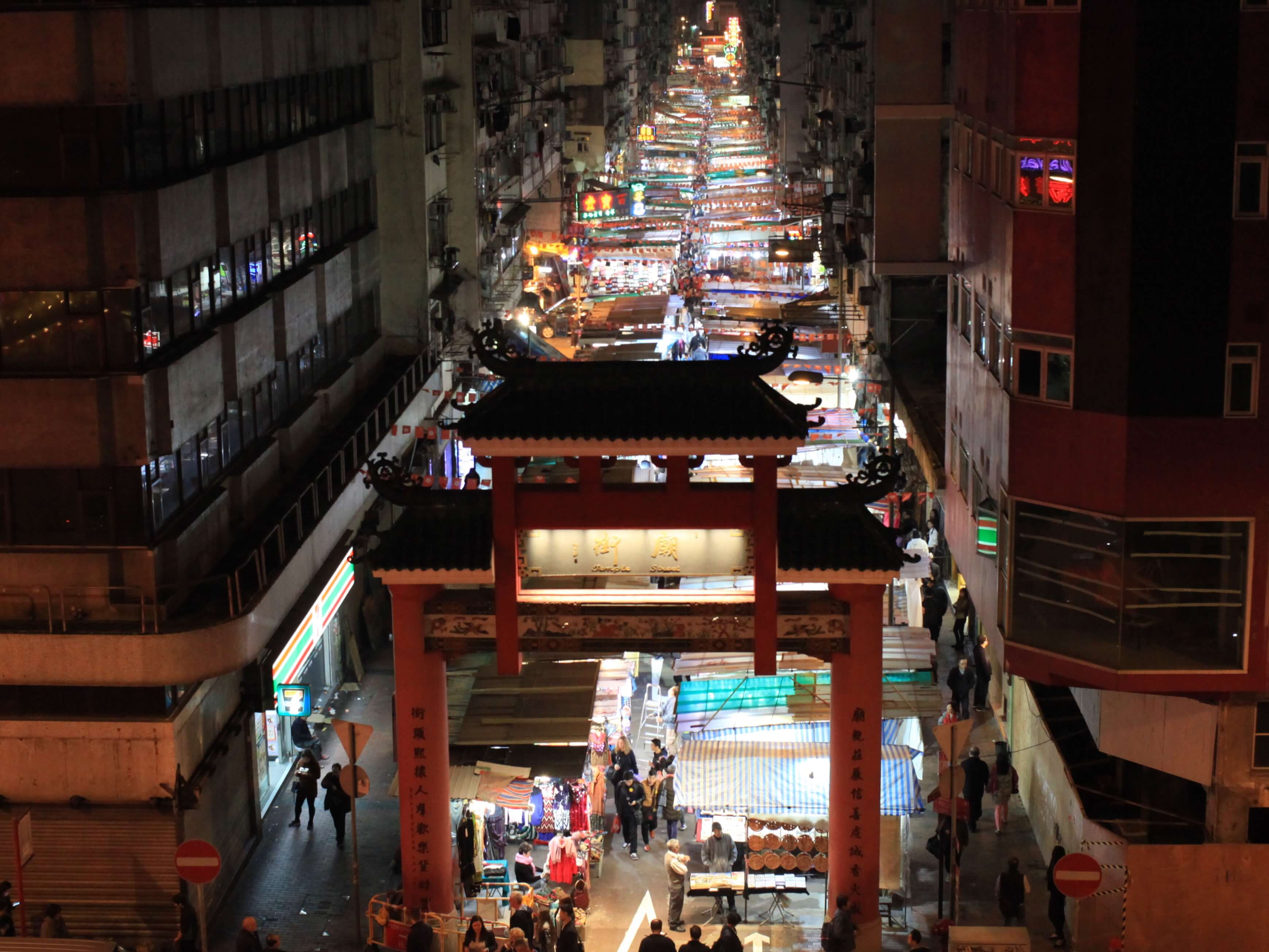 Temple Street Night Foodie Tour - Hong Kong Foodie Reservations